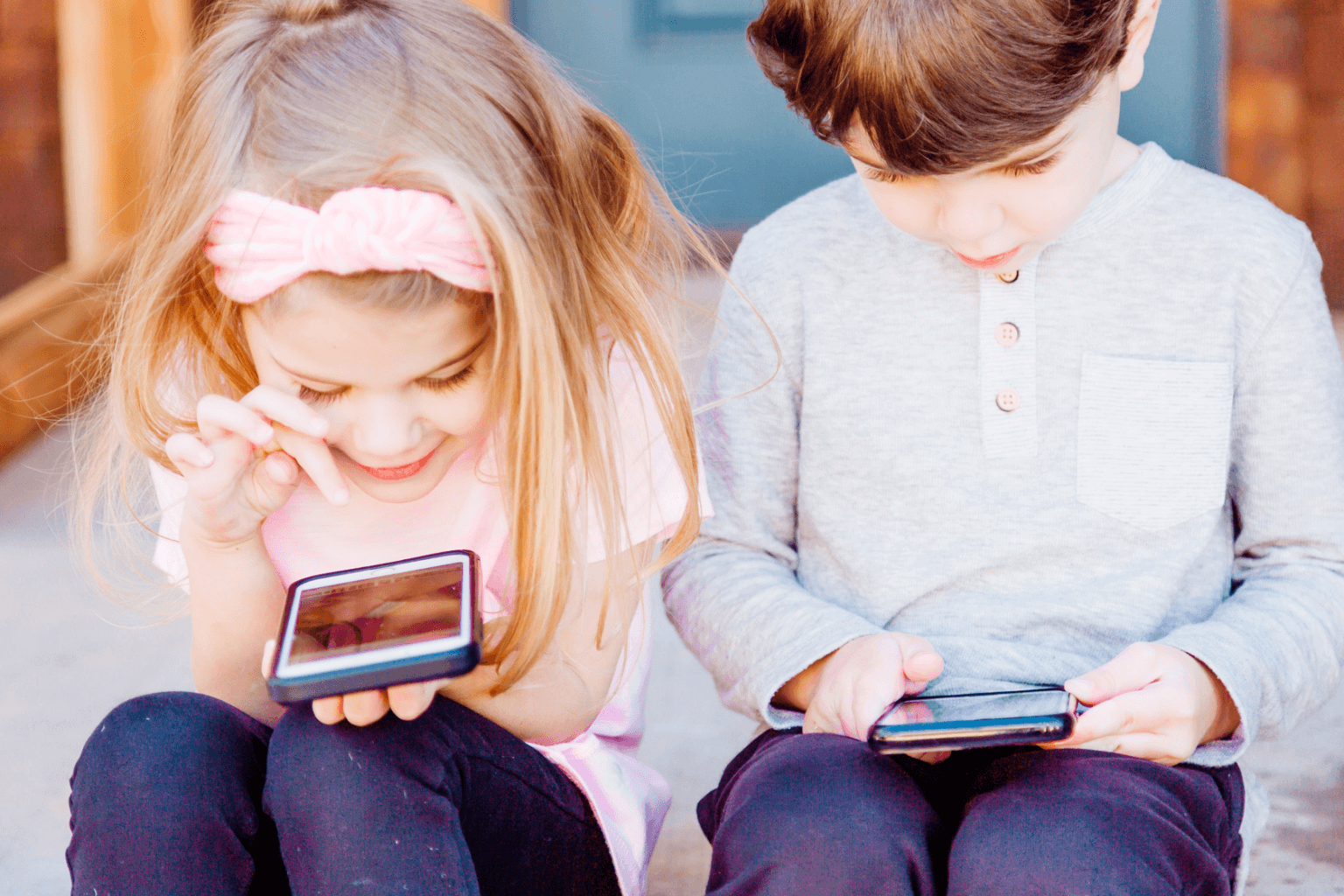 Screen time can help with behavioural changes in kids during isolation ...