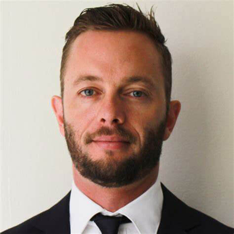 Adam Bays's Instagram, Twitter & Facebook on IDCrawl